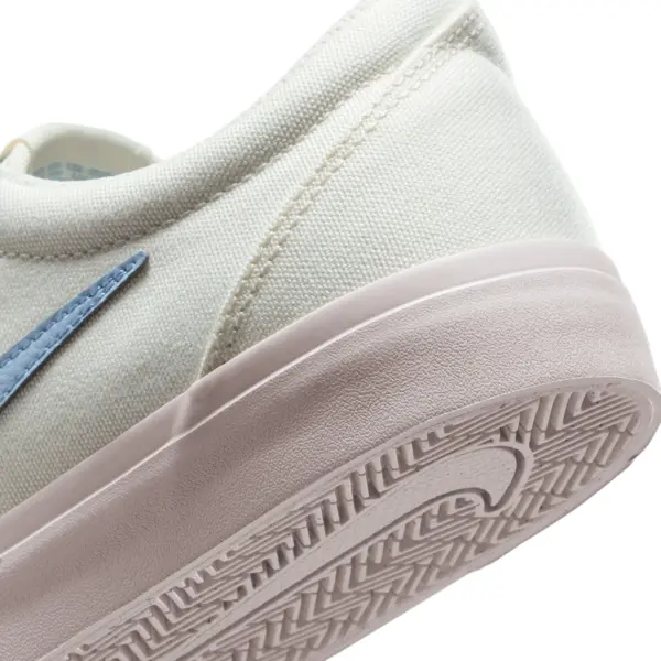Nike Charge Canvas Low-top Sneakers
