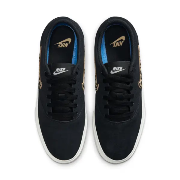 Nike Charge Suede Se Sneakers