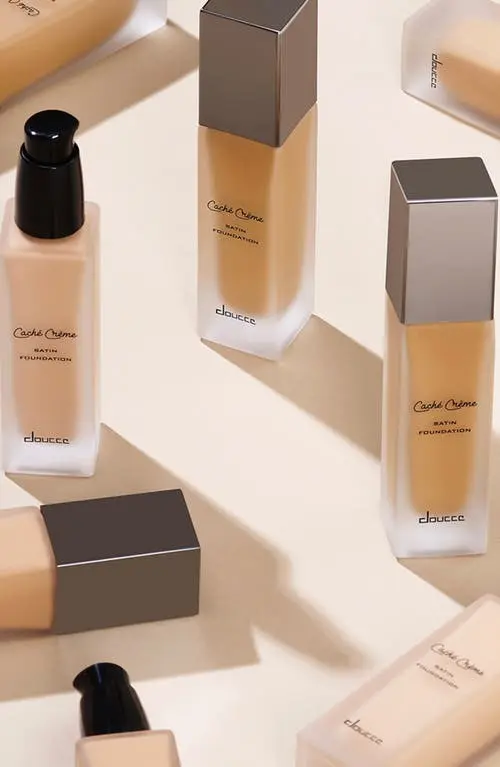 DOUCCE Cache Crème Satin Foundation - Rm8