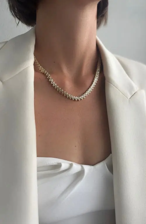 ST. MORAN Pear Crystal Collar Necklace