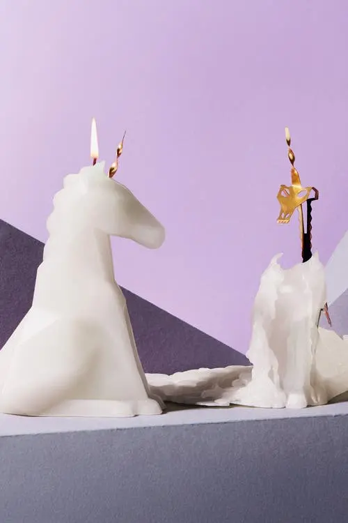 54CELSIUS Pyropet Einar Unicorn Candle Lilac - White