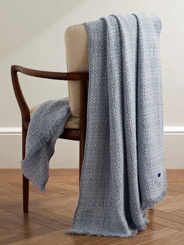 GOD'S TRUE CASHMERE Heritage Embellished Cashmere Throw - Blue