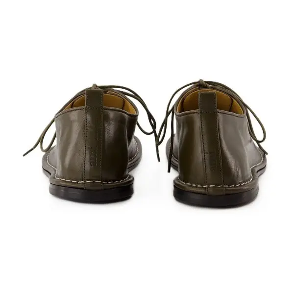 Ami One Cut Leather Flat Shoes - Black