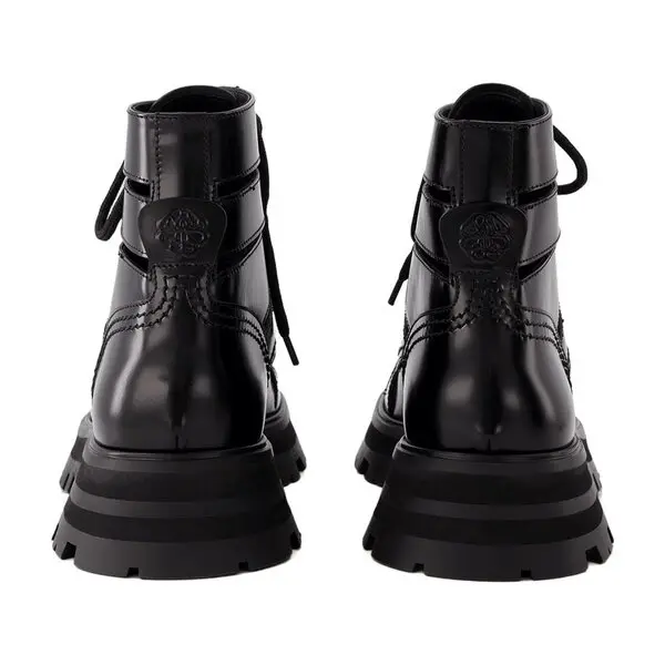 Alexander McQueen Wander Leather Ankle Boots