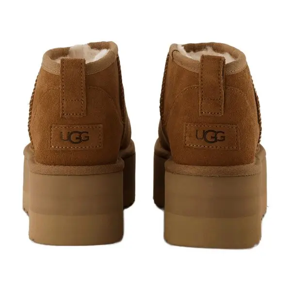 UGG Classic Maxi Mini Shearling Boots