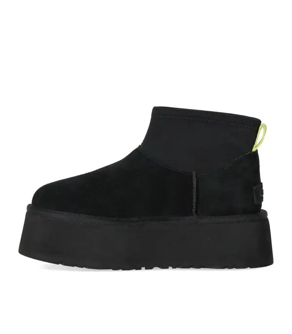 UGG Classic Mini Dipper Boots - Black