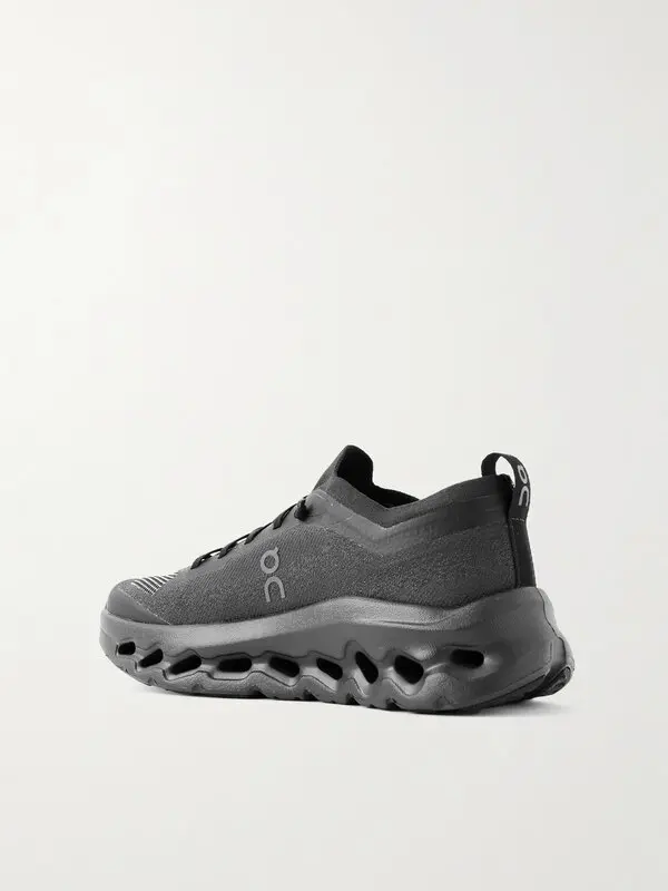 On Cloudtilt Mo Mesh Sneakers - Black