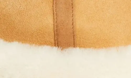 TOTEME Shearling Hat - Tan
