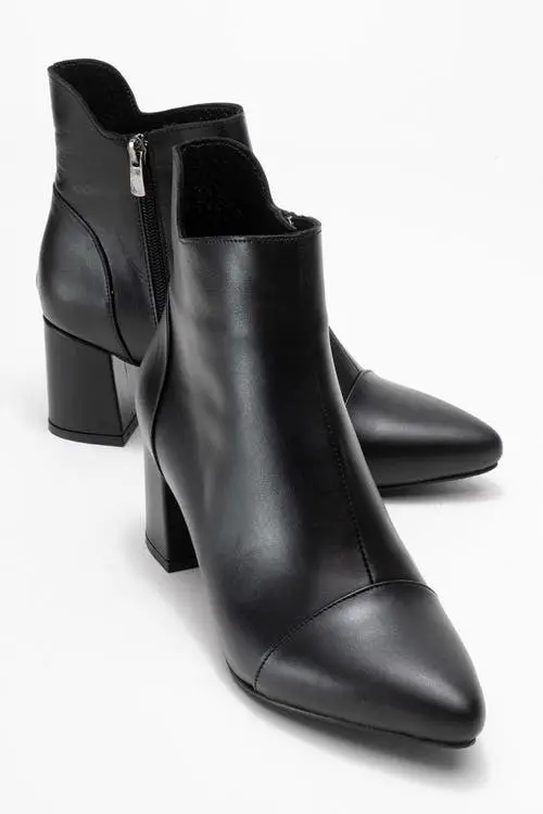 FOREVER & ALWAYS SHOES Gael Leather Block Heel Boot - Black Leather