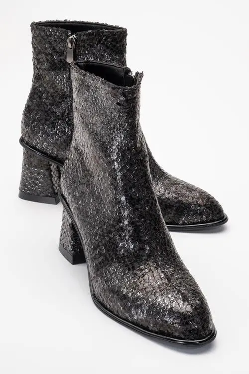 PROLOGUE SHOES Nina Snakeskin Bootie - Black Pattern Faux Leather