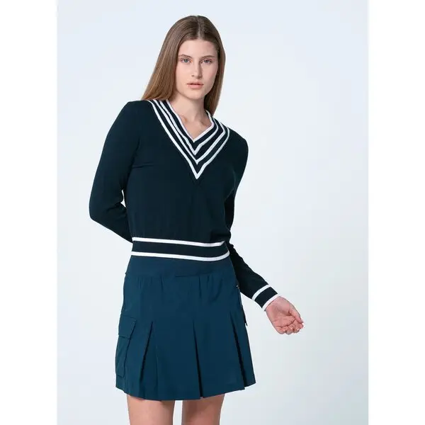 Lucky In Love Victory V-neck Sweater - Navy