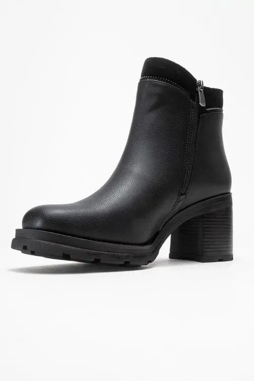 PROLOGUE SHOES Parly Zip-block Heel Boots - Black Faux Leather