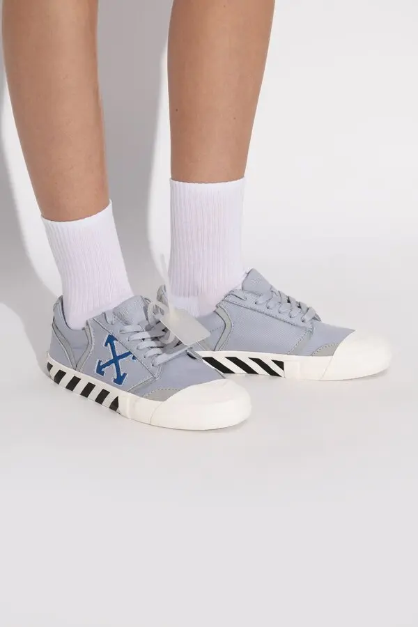 Off-White Vulcanized Low-top Sneakers