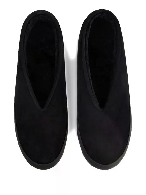 12 STOREEZ Shearling Suede Loafers