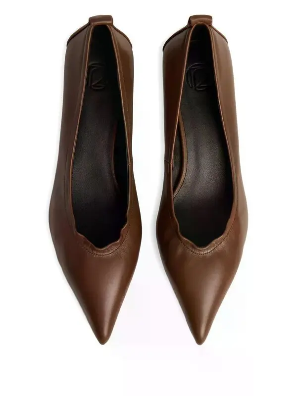 12 STOREEZ 45mm Pointed Leather Pumps
