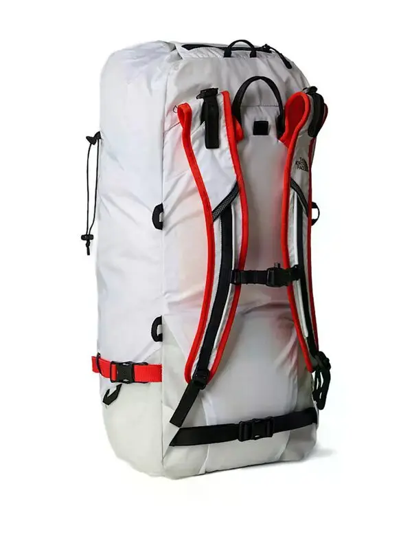 The North Face Verto 27-liter Backpack
