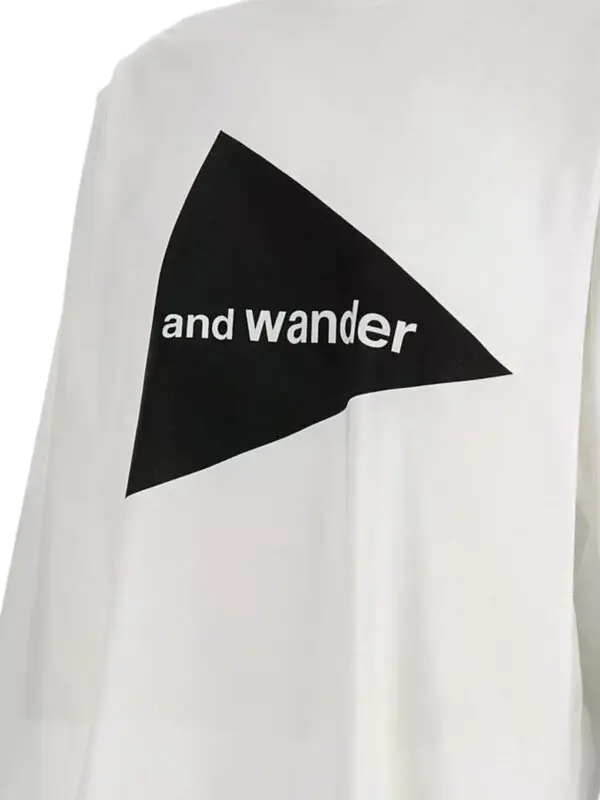 AND WANDER Logo-print Crew-neck T-shirt