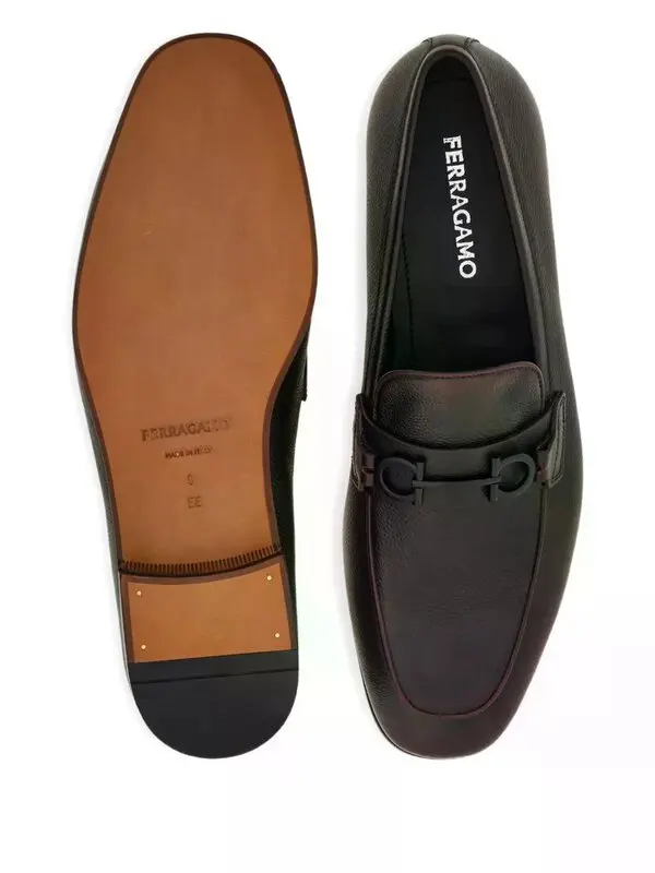 FERRAGAMO Gancini Buckle Loafers - Brown