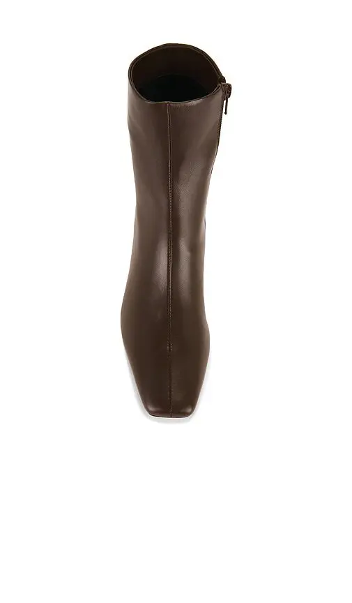 Raye Lauren Boot