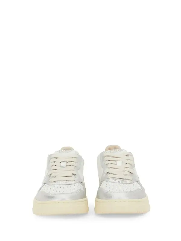 AUTRY Medalist Low Top Sneakers - Silver