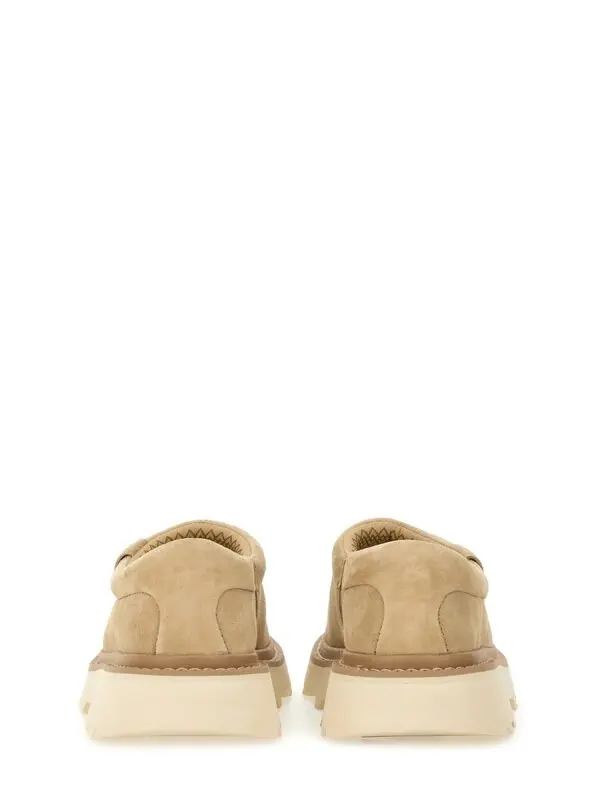 UGG Tasman Sandal