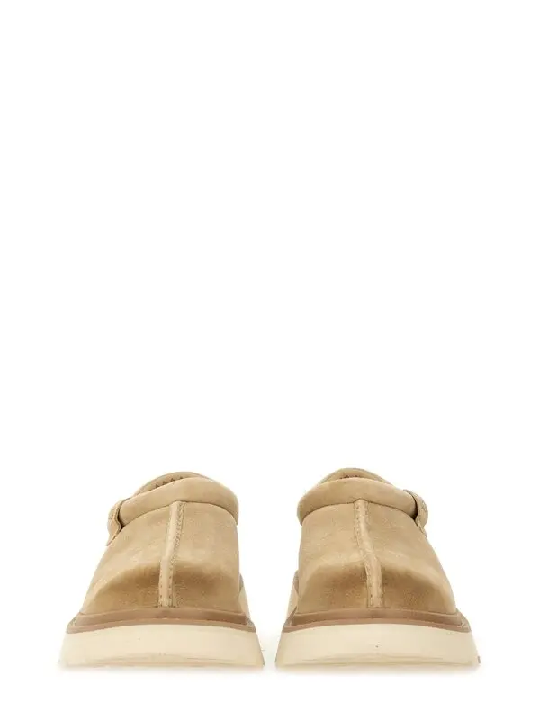 UGG Tasman Sandal