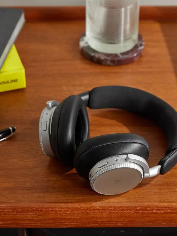 BANG & OLUFSEN Wireless Headphones - Black