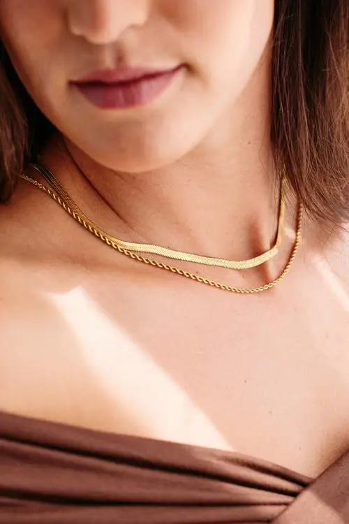 MINT & LILY Herringbone Gold Chain Necklace - Silver
