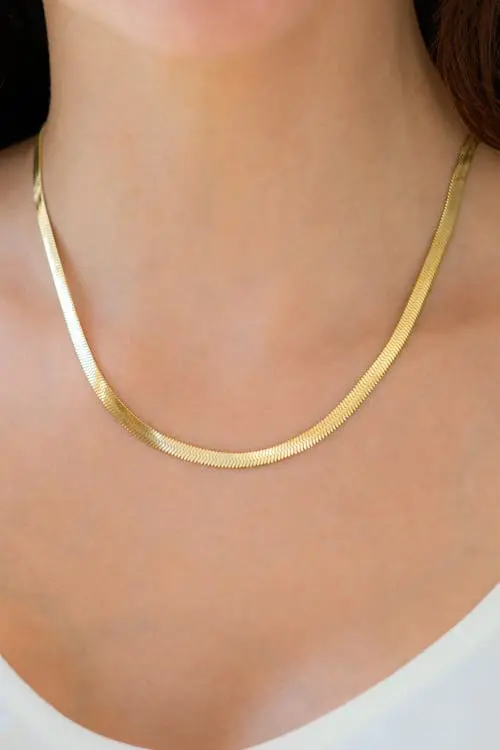 MINT & LILY Herringbone Gold Chain Necklace - Silver