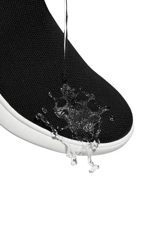 Vivaia Round-toe Slip-on Sneaker Boots - Black