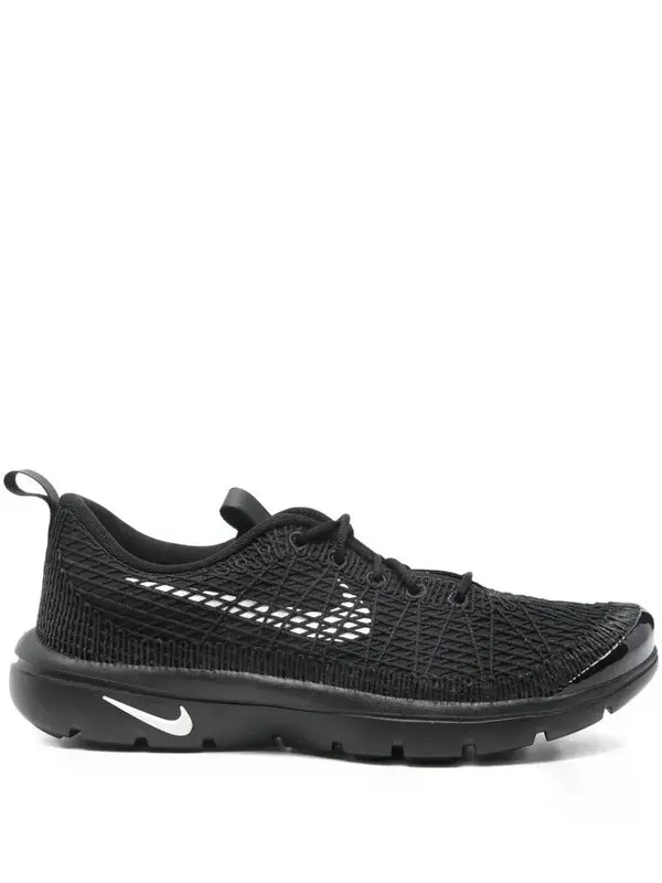 Comme Des Garçons Mesh Low-top Sneakers - Black