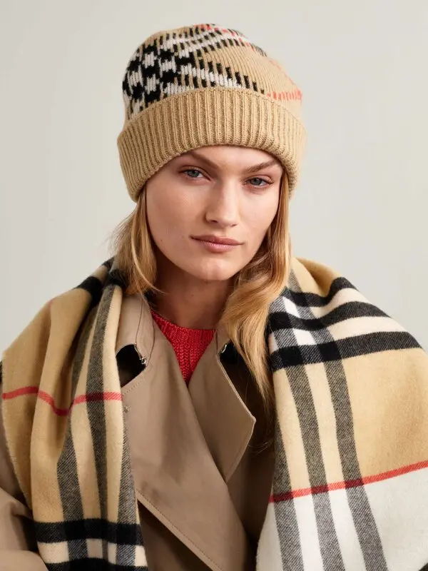 Burberry Checked Ribbed Cashmere-blend Beanie - Sand
