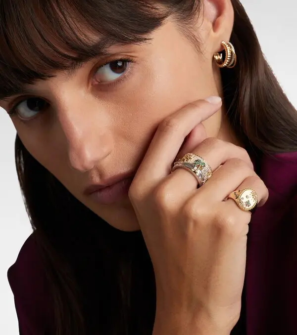 Yvonne Léon 24 Heures 9kt Ring With Gemstones