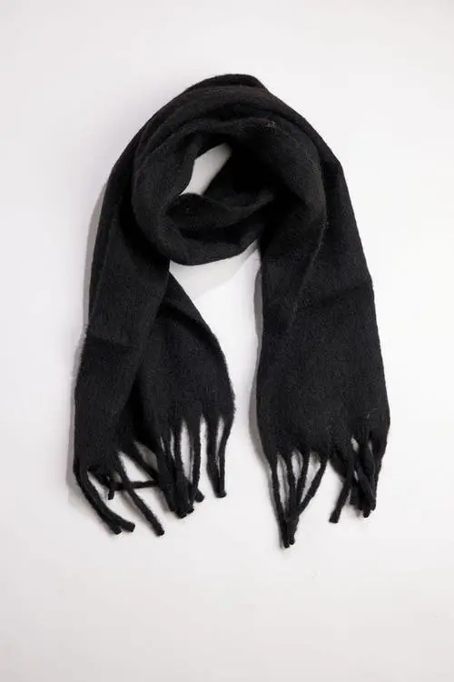 Hat Attack Cozy Solid Scarf - Black
