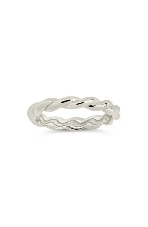 Sterling Forever Nixie Twisted Band Ring - Silver