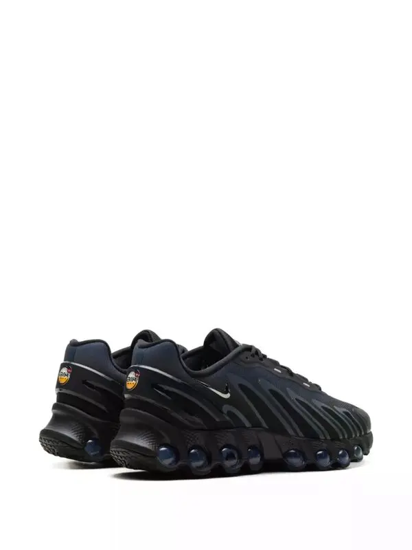 Nike Air Max Dn Logo-detail Sneakers - Black