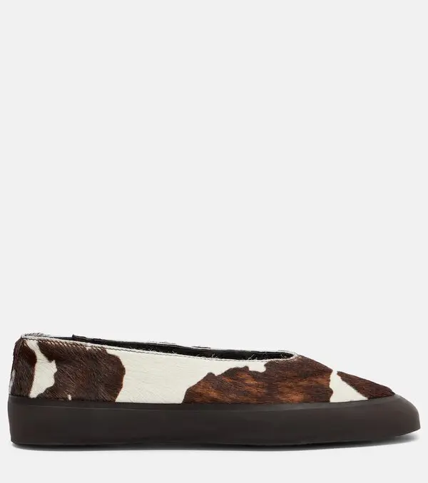 Le Monde Beryl Apres Ski Printed Calf Hair Ballet Flats - Brown