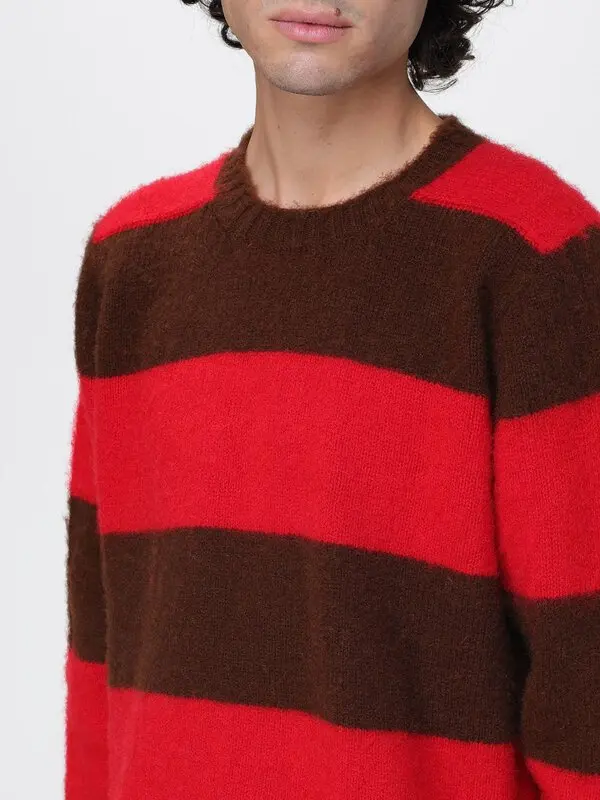 Howlin' Sweater - Red