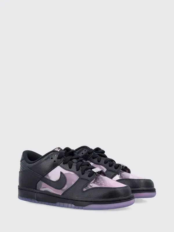 Nike Low Top Sneakers
