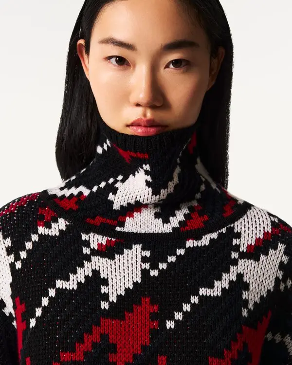 Perfect Moment Merino Wool Turtleneck Sweater - Houndstooth