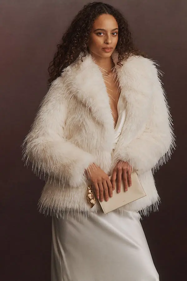 Jw Pei Holly Metal Pendant Clutch - Ivory