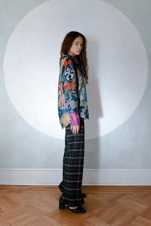 UNTITLED IN MOTION Kali Silky Button-up Shirt
