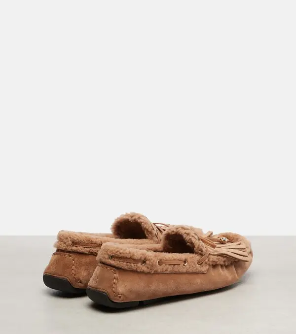 JIMMY CHOO Manon F Shearling Boat Shoes - Brown