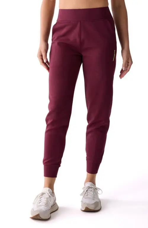 CENTERLINE ATHLETICS Après Jogger Relaxed Fit, Water-repellent Fabric - Dark Currant