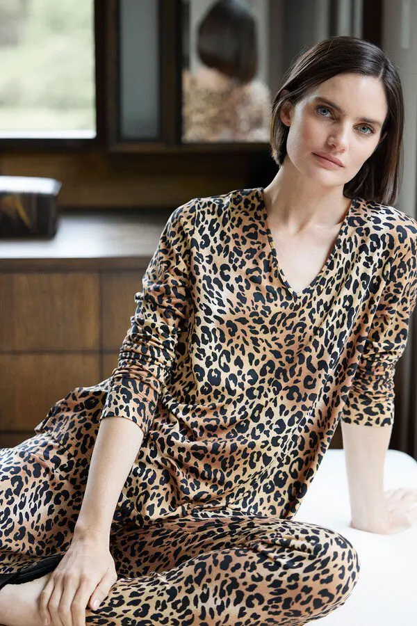 Natori Exotic Animal Cozy Knit V-neck Pj - Neutral