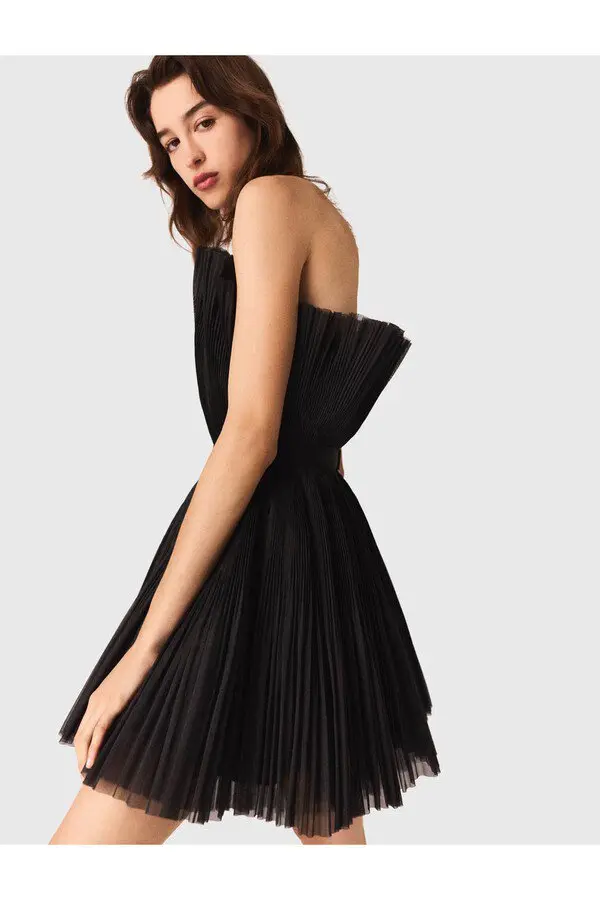strapless open back dress Valentino Black Lace Bodice & Multicolor Floral Pleated Skirt Dress main image 0