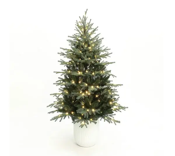 LUXEN HOME Luxenhome 6ft Pre-lit Artificial Christmas Tree In White Pot - One-color