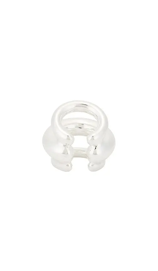 BRONX BANCO Triple Dome Ear Cuff In Metallic