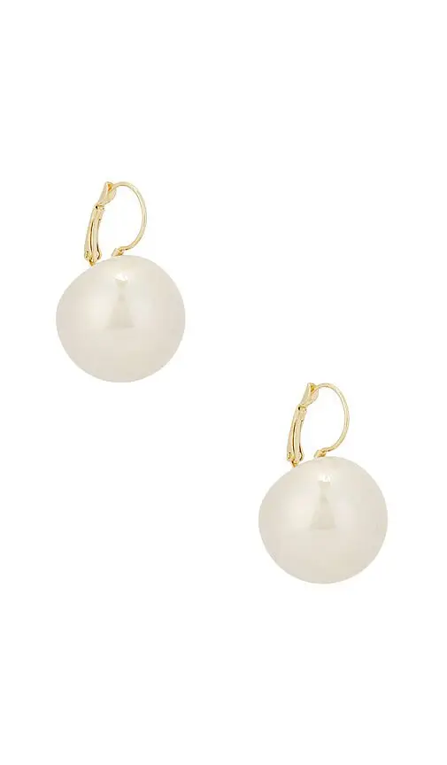 PETIT MOMENTS Roxie Faux Earrings - Pearl