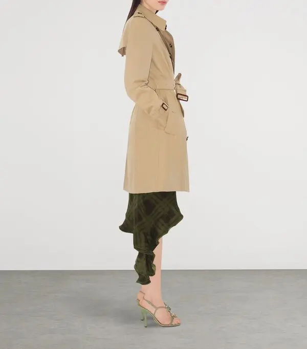 Burberry Gabardine Mid-length Chelsea Heritage Trench Coat - Beige